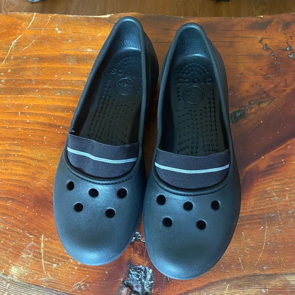 CROCS | Shoes | Crocs Black Ballet Shoe Size 8 | Poshmark
